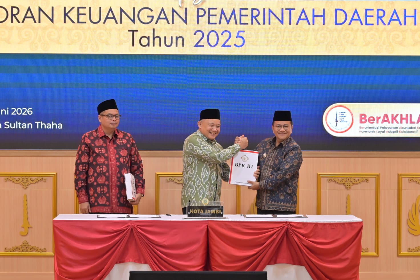 Kado HUT Kota Jambi: WTP ke-10, Namun Temuan BPK Tak Bisa