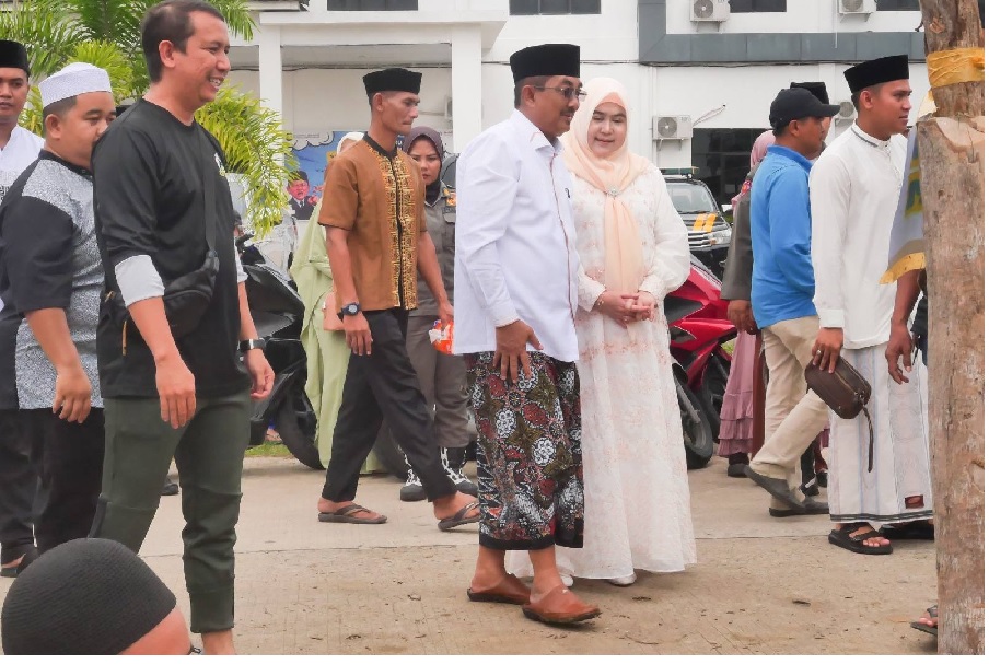 Pimpin Penyembelihan 89 Hewan Kurban, Bupati Anwar Sadat: Bentuk Empati ...
